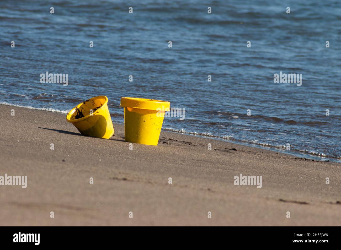 Water filled buckets hi-res stock photography and images - Alamy
