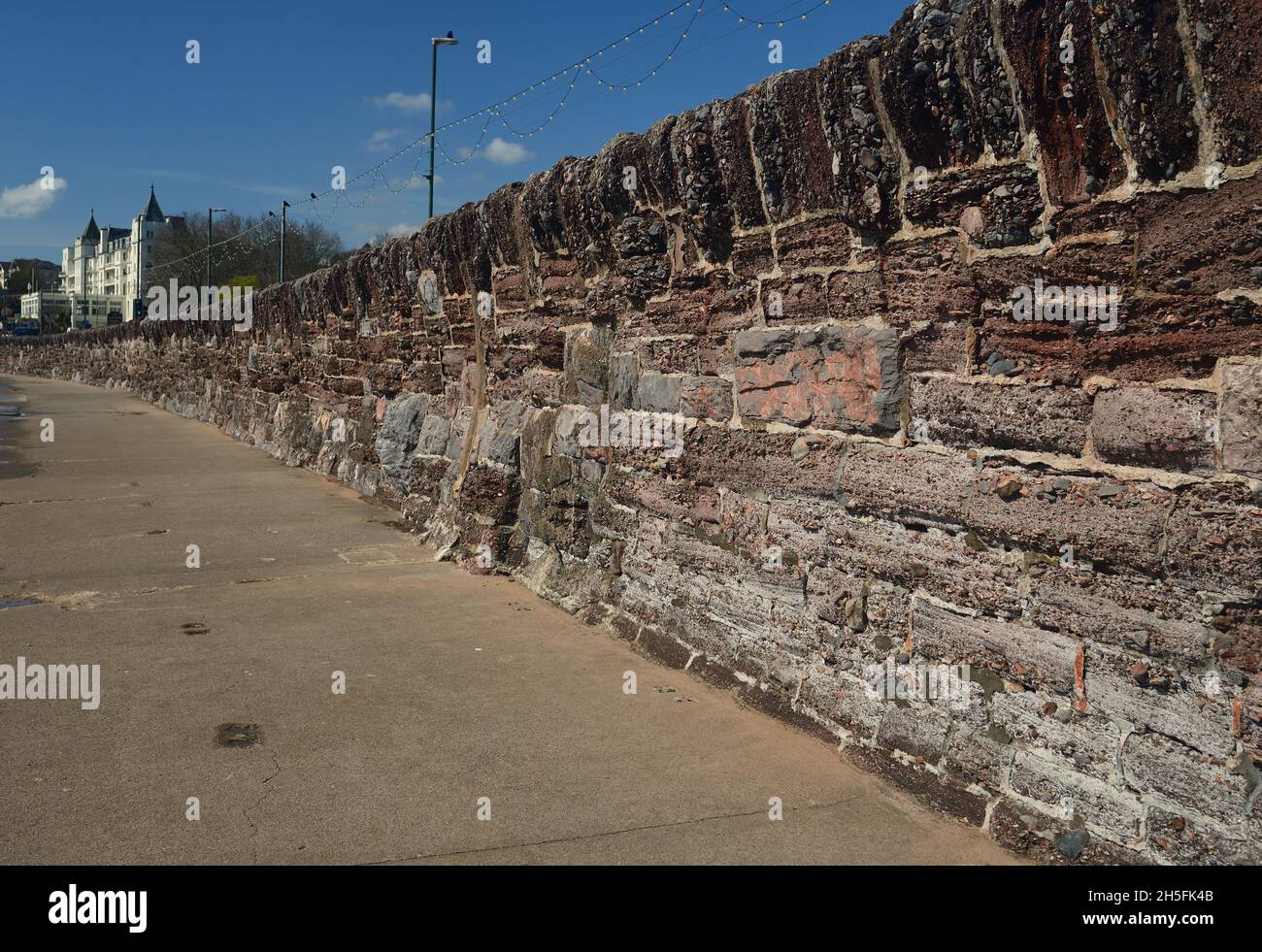 Seawall structure hi-res stock photography and images - Alamy