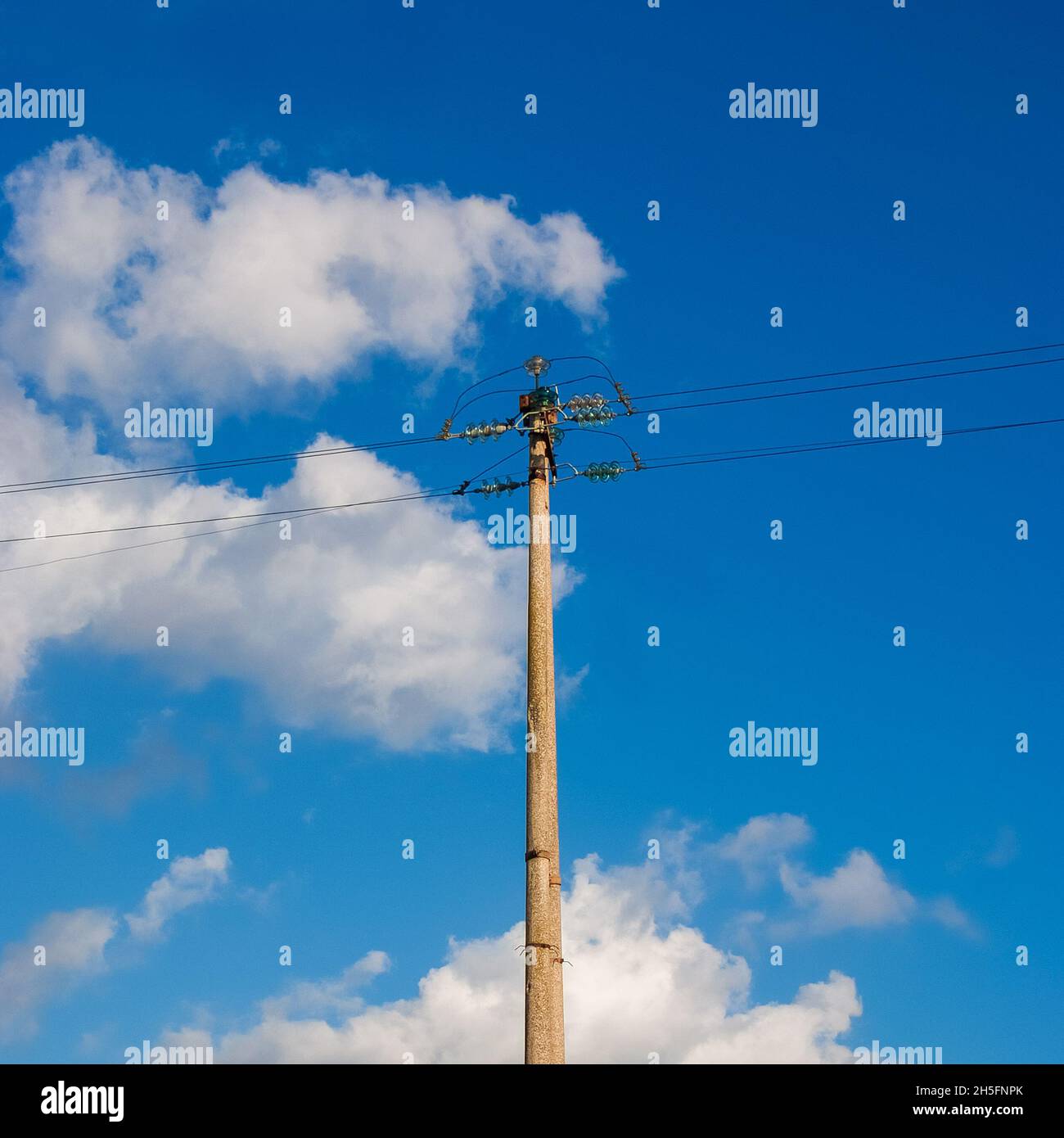 Elecrtricity pole hi-res stock photography and images - Alamy