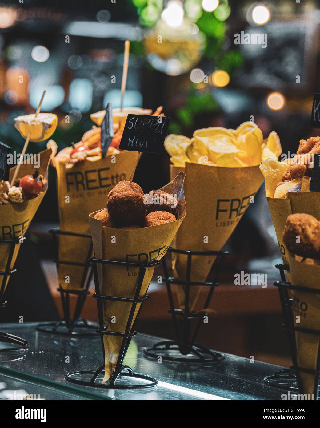Food stand at a food market Stock Photo - Alamy
