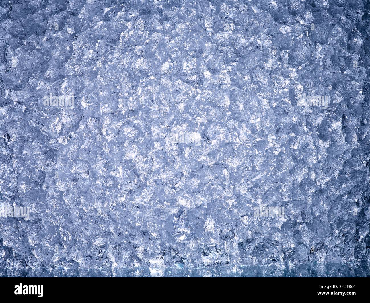 ice cube background cool water freeze Stock Photo - Alamy
