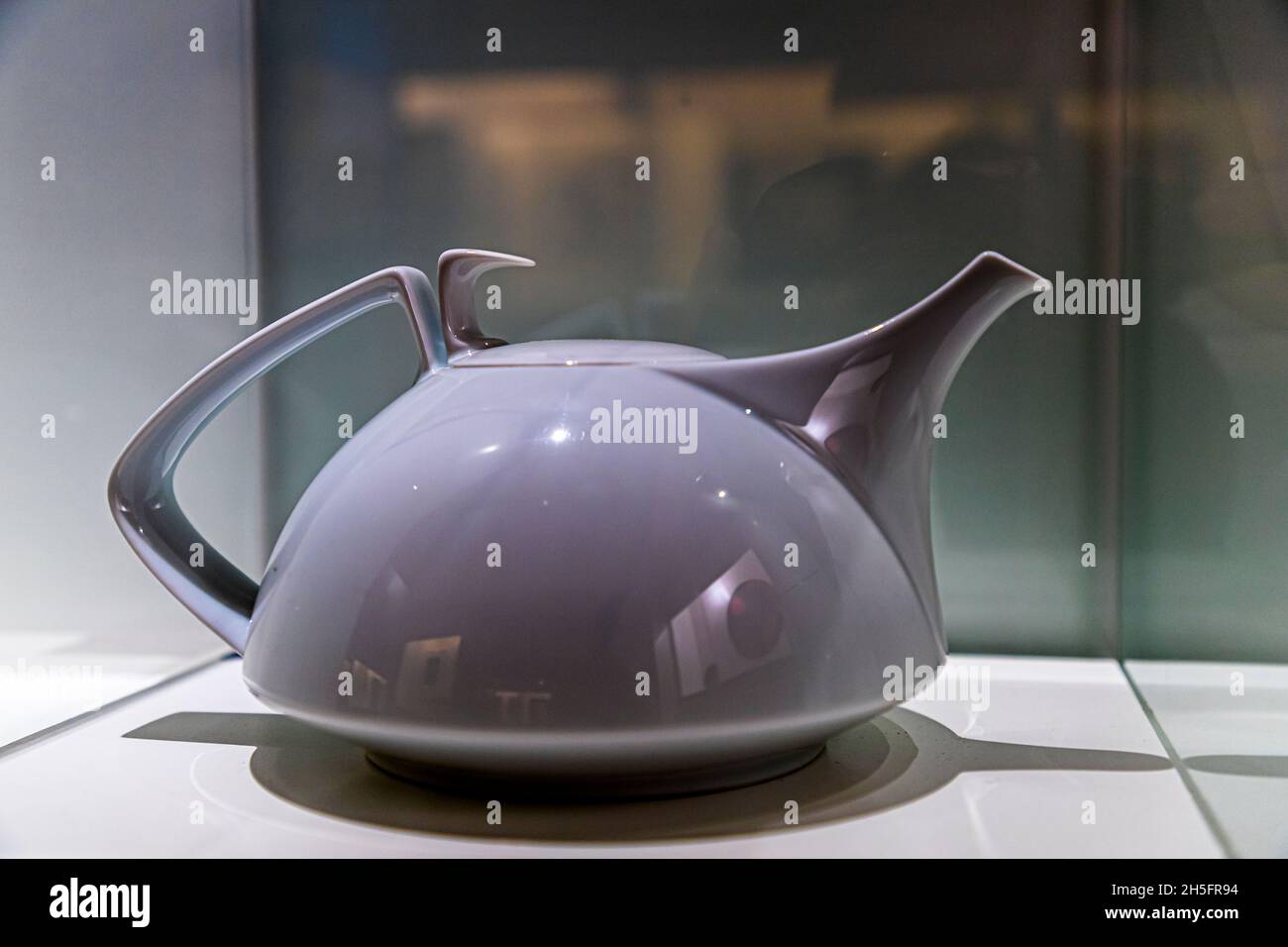 TAC Gropius teapot in Lalique Museum Doesburg, Netherlands Stock Photo ...