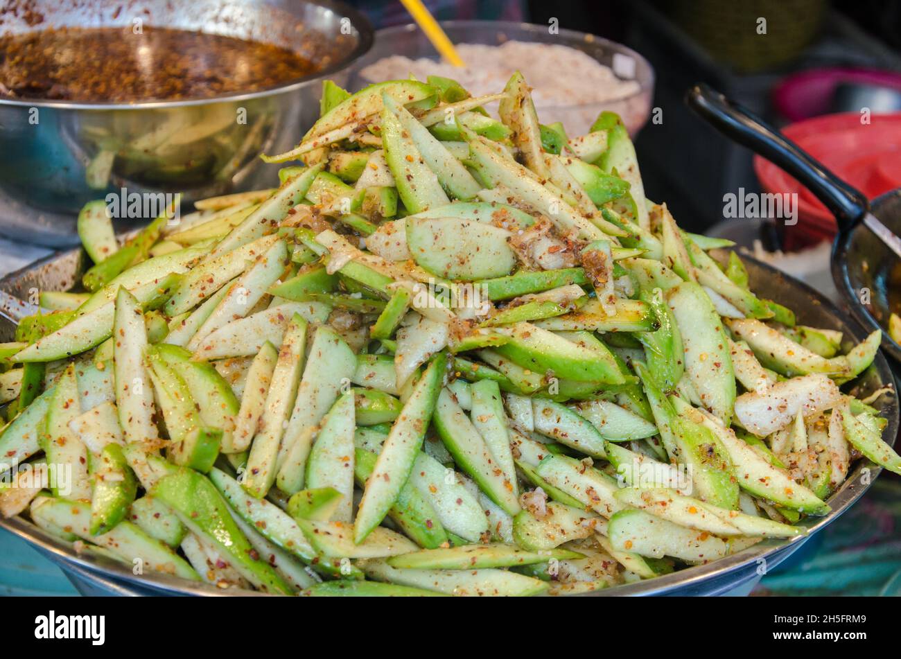 Mango salad chilli hi-res stock photography and images - Alamy