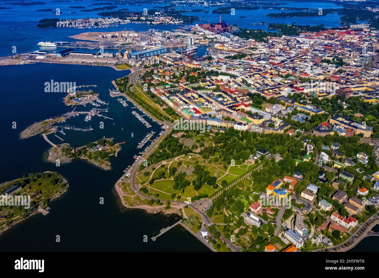 Helsinki in Finnland aus der Luft | Aerial View of Helsinki in Finland ...