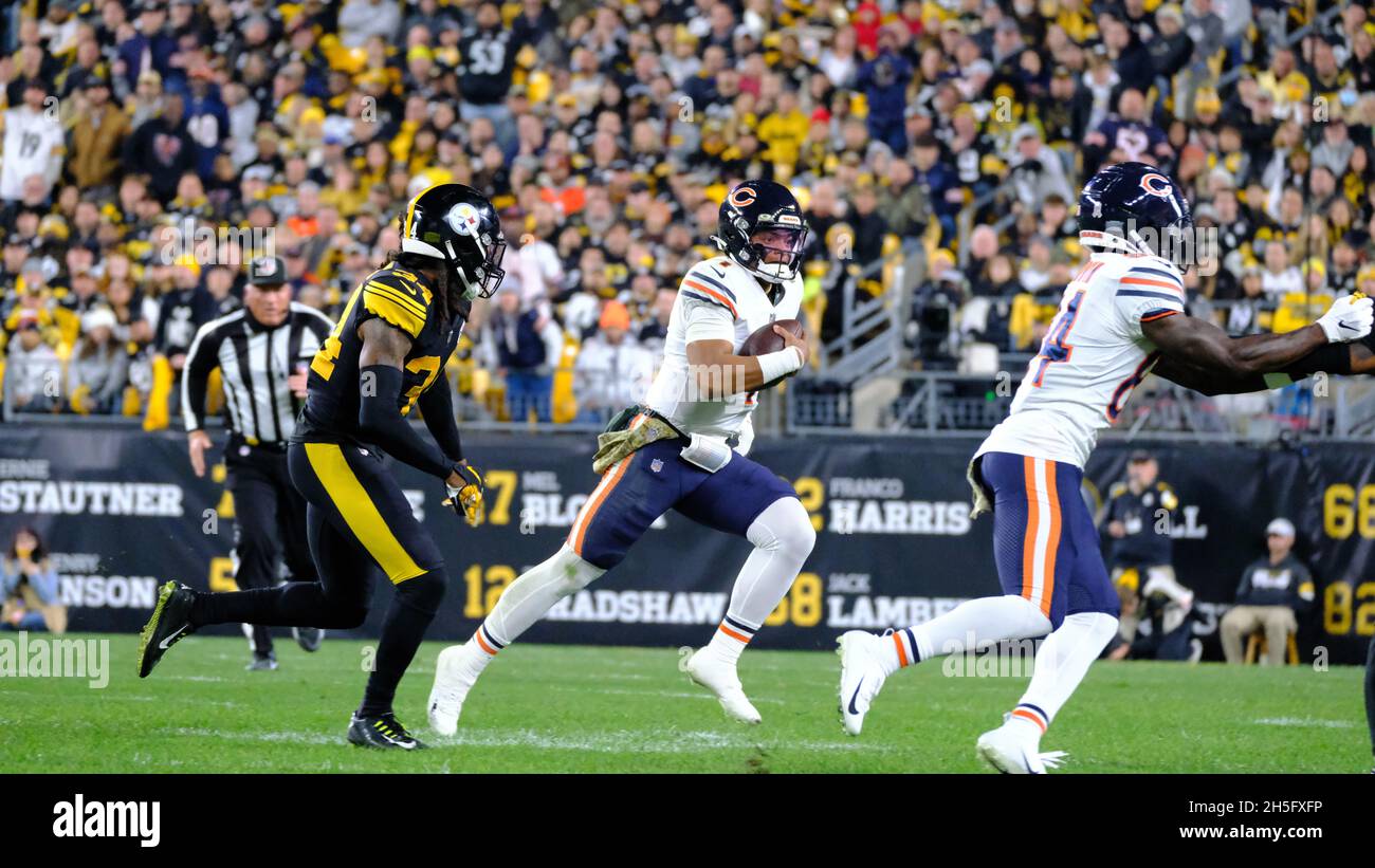 November 8th, 2021: Justin Fields #1 during the Pittsburgh Steelers vs ...