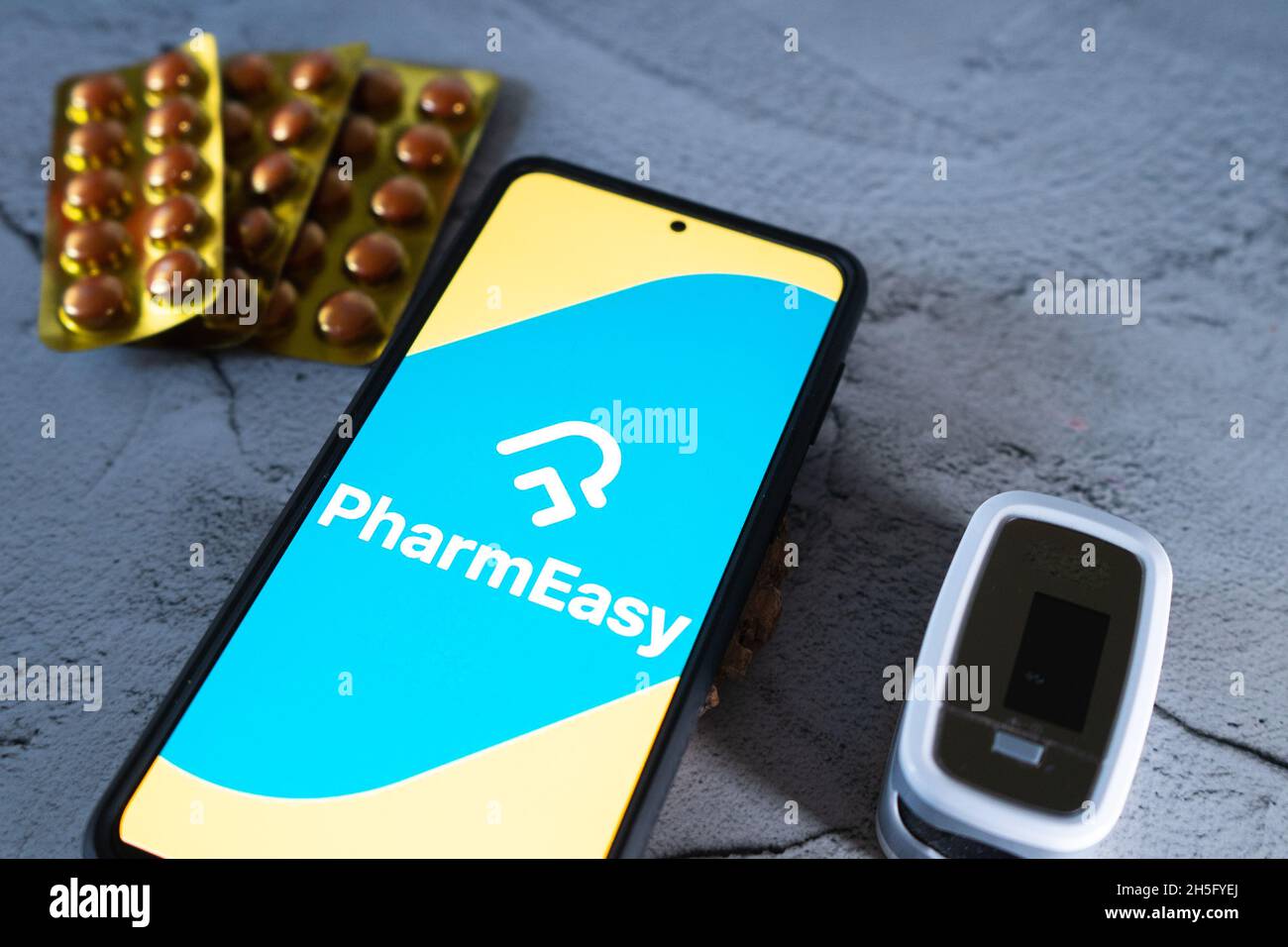 Pharmeasy logo hi-res stock photography and images - Alamy