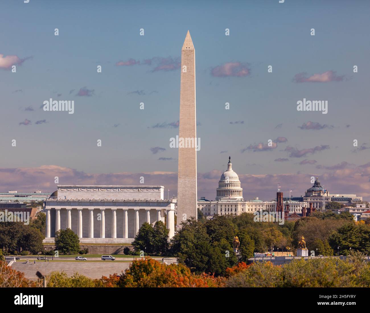 WASHINGTON, DC, USA - Lincoln Memorial, Washington Monument, U.S ...