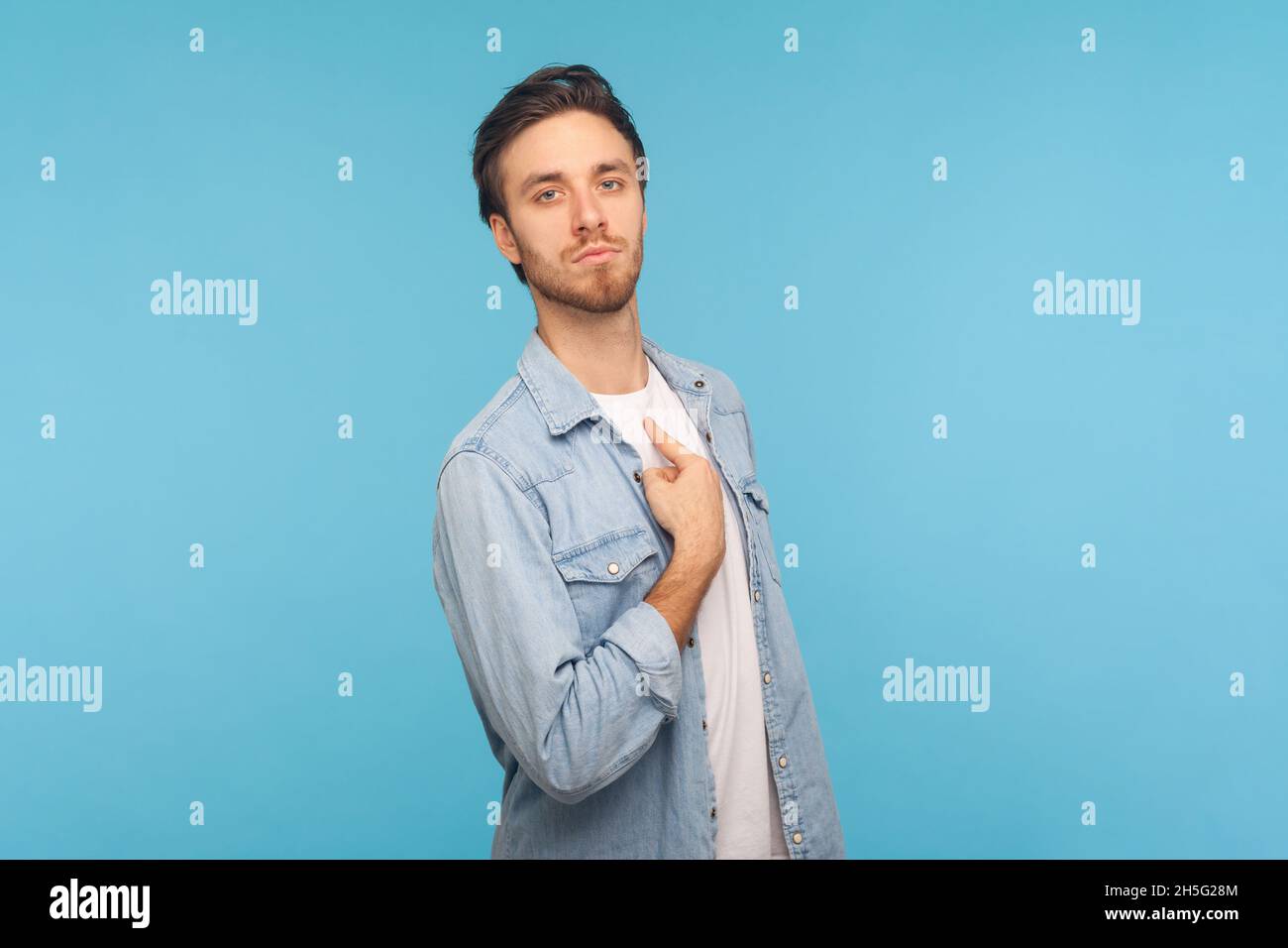 Arrogant self important man hi-res stock photography and images - Alamy