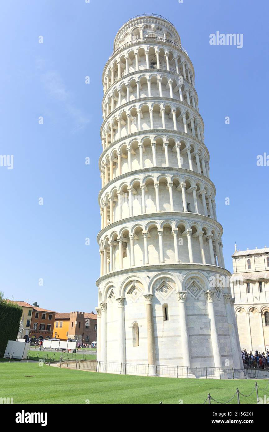 Leaning tower of pis hi-res stock photography and images - Alamy