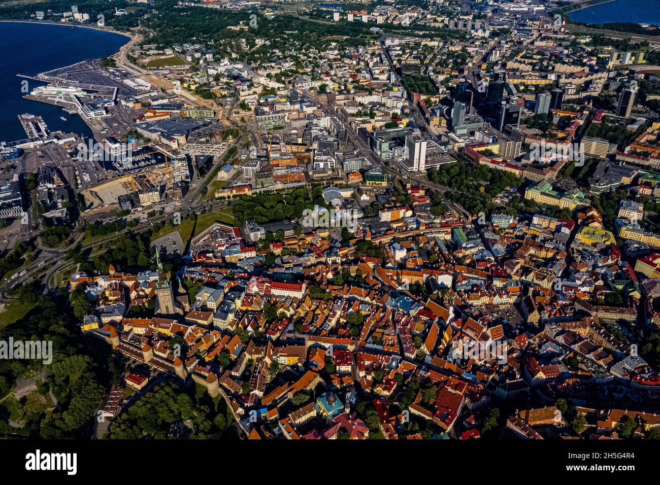 Luftbildaufnahme tallinn hi-res stock photography and images - Alamy