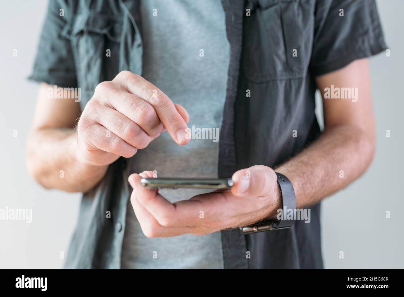 Chat nonchalant hi-res stock photography and images - Alamy