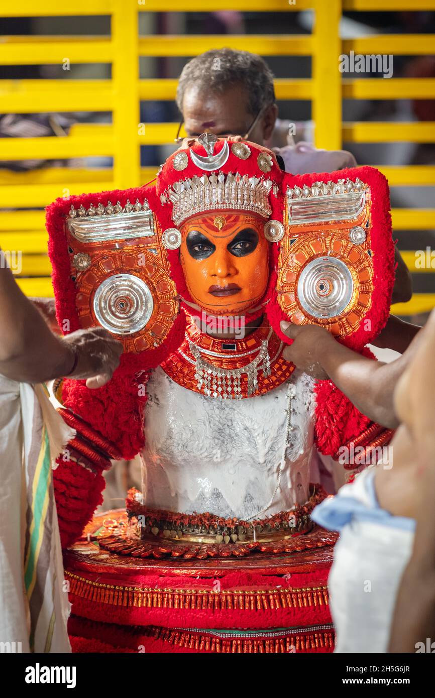 Theyyam artist prepearing for Theyyam temple celebration in Payyanur ...