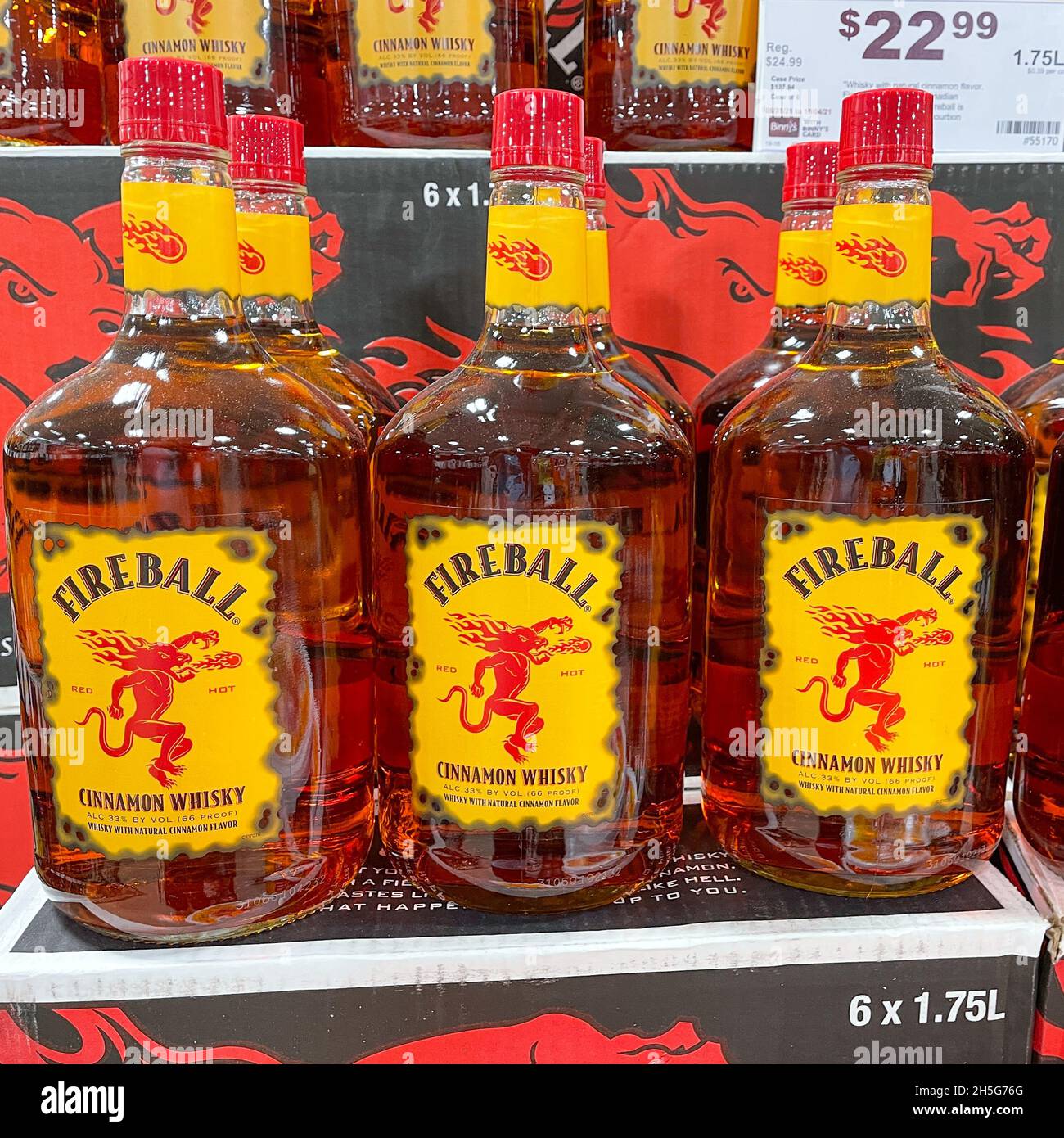 Fireball cinnamon whisky hi-res stock photography and images - Alamy