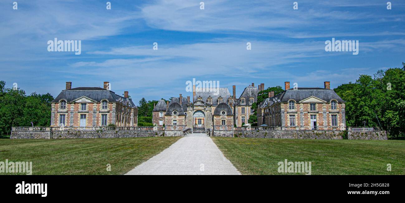 |La Ferte Saint Aubin, France, 06-07-2015: Historical castle buildings ...