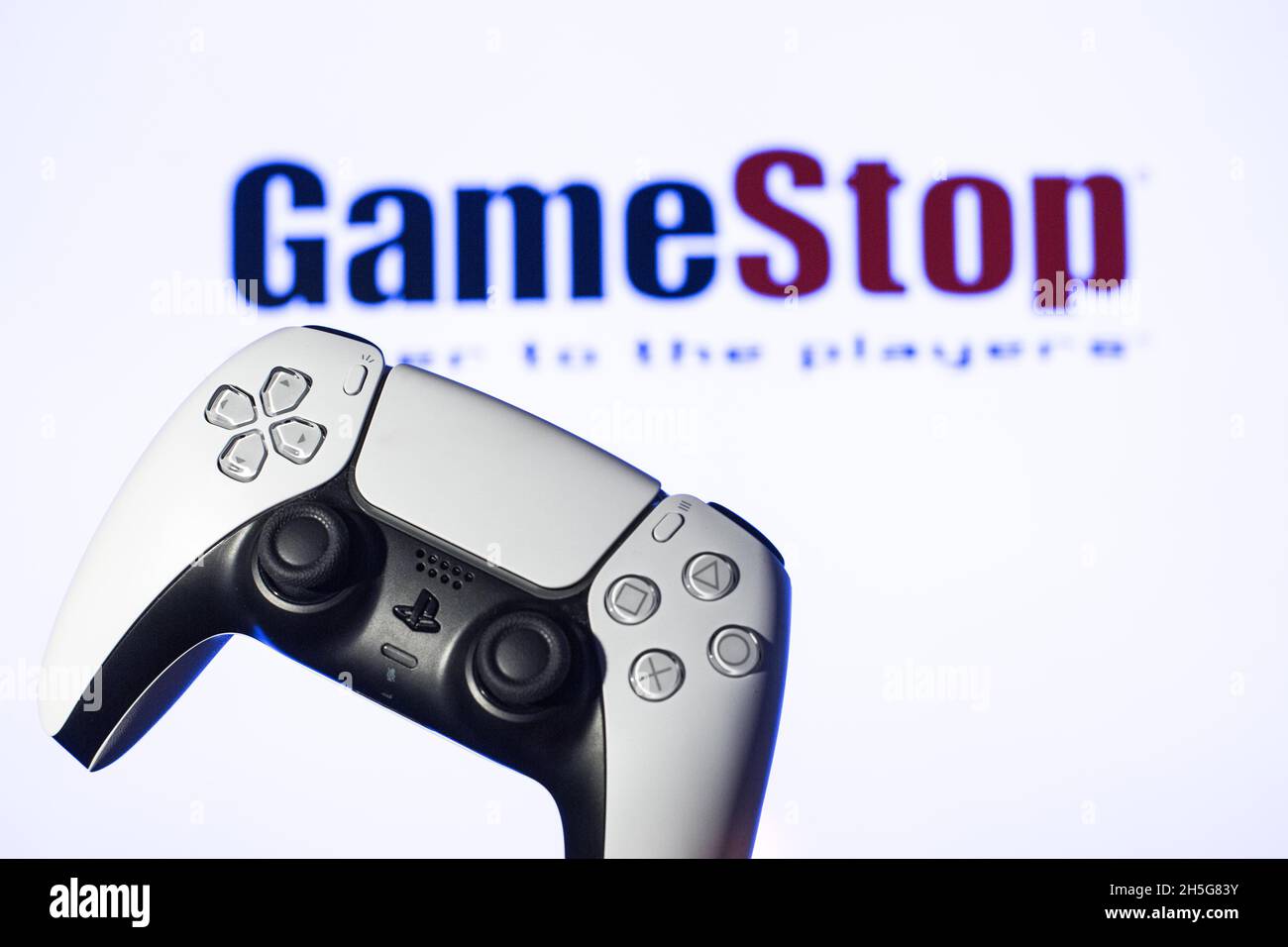 Gamestop logo hi-res stock photography and images - Alamy