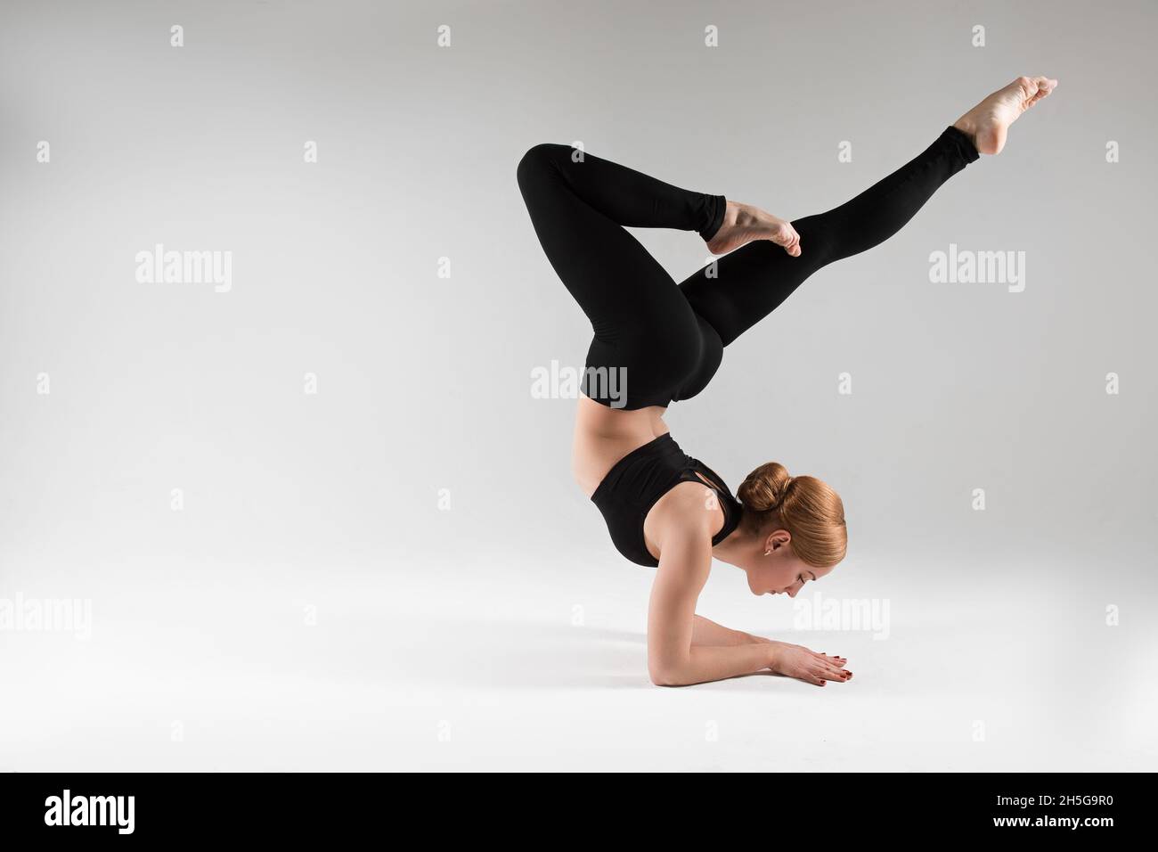 Pilates full body hi-res stock photography and images - Alamy