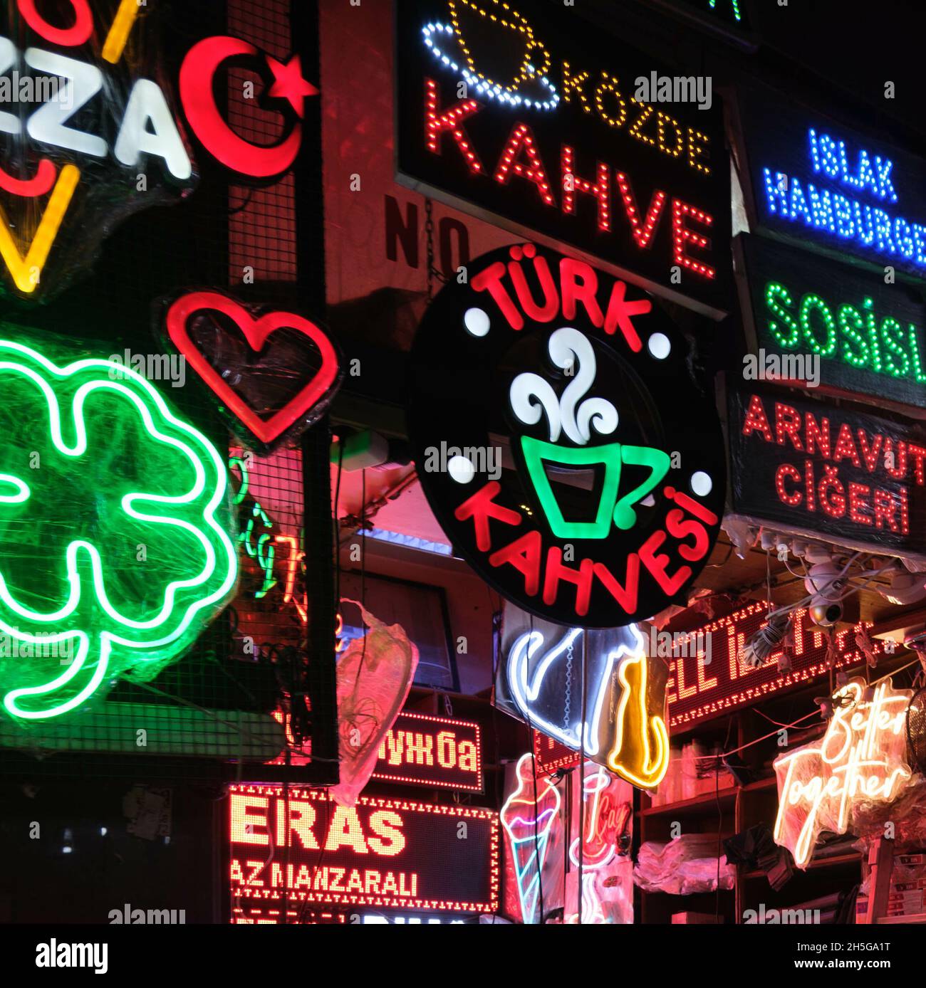 Lamp lights shop customer hi-res stock photography and images - Alamy