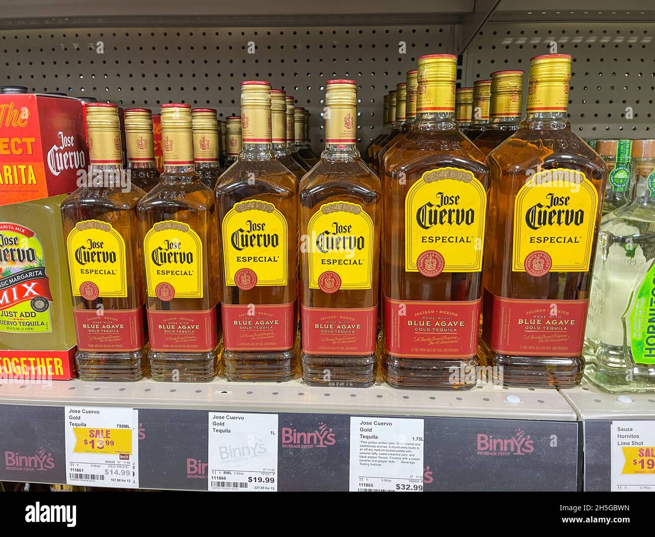 Jose cuervo sign hi-res stock photography and images - Alamy