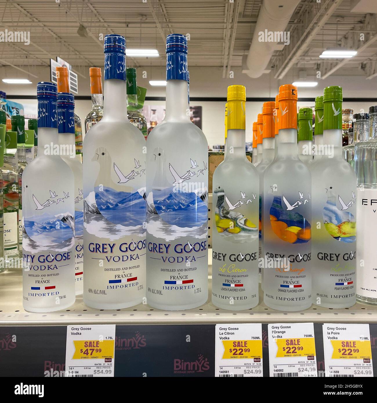 Vodka bottles grey goose hi-res stock photography and images - Alamy