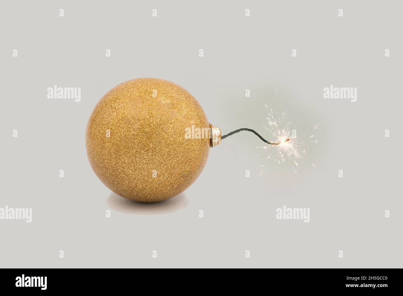 Golden bomb hi-res stock photography and images - Alamy