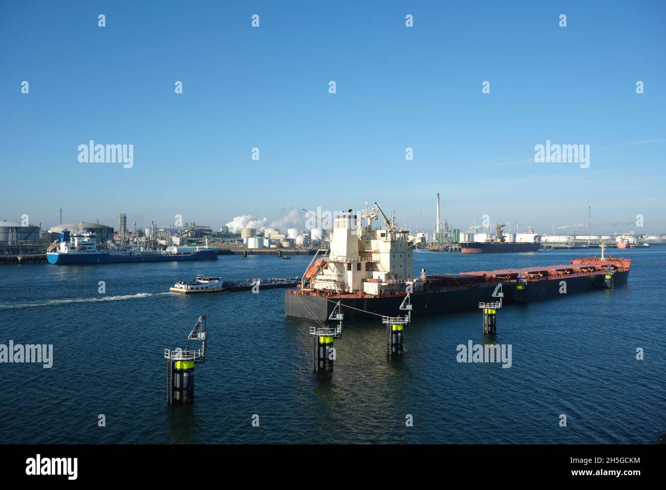 Port of Rotterdam. Botlek. Oil refinery plant from industry zone ...