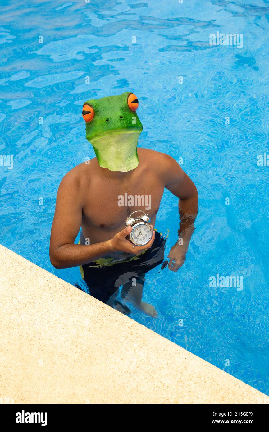 Frog alarm hi-res stock photography and images - Alamy