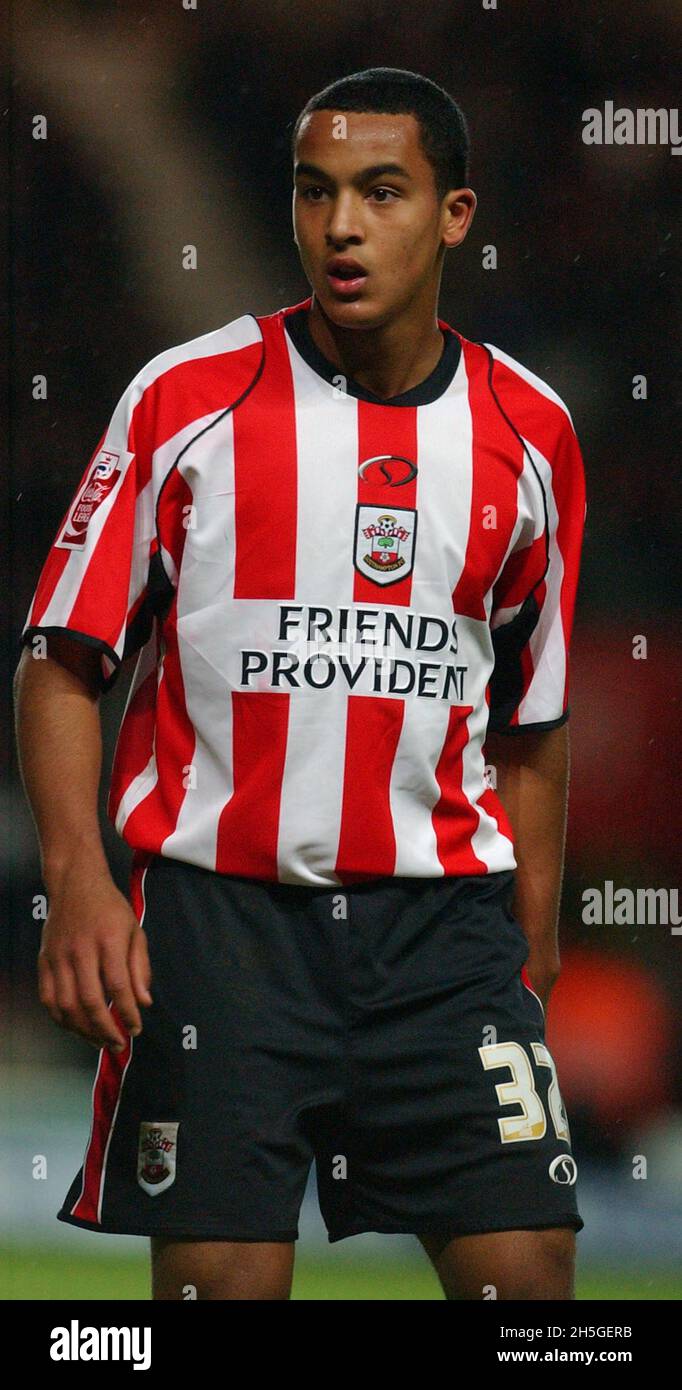 Southampton burnley hi-res stock photography and images - Alamy