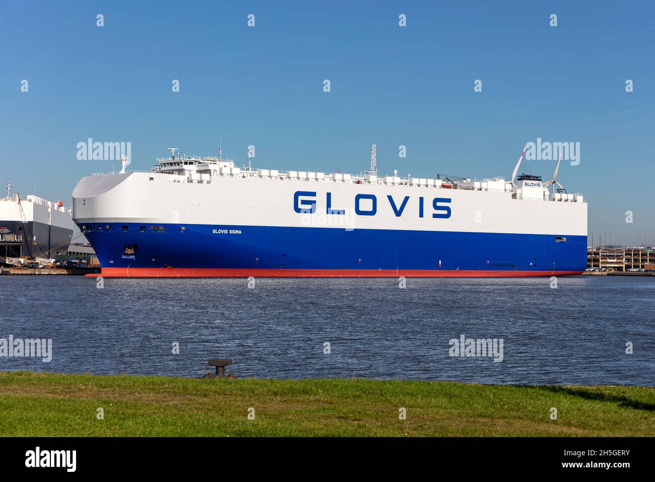 Glovis sigma hi-res stock photography and images - Alamy