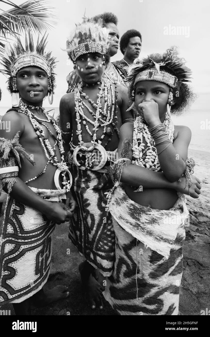 Traditional tapa cloth Black and White Stock Photos & Images - Alamy