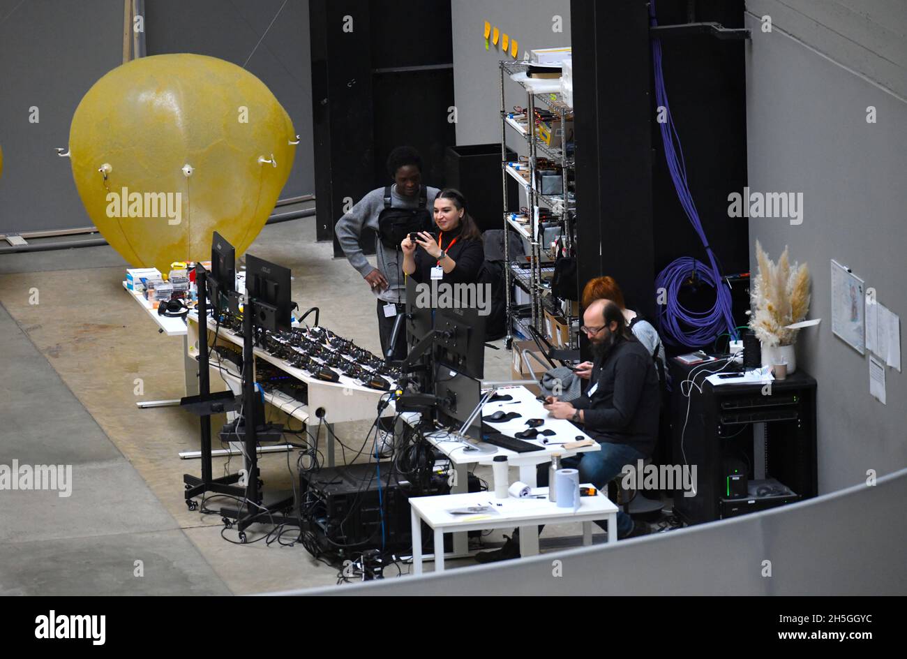 09/11/2021 Tate Modern London UK Anicka Yi’s amazing cybernetic life ...