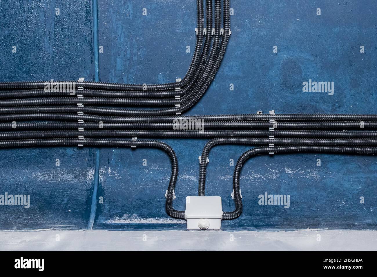 Industrial cable power connection and insulation of electrical wires ...