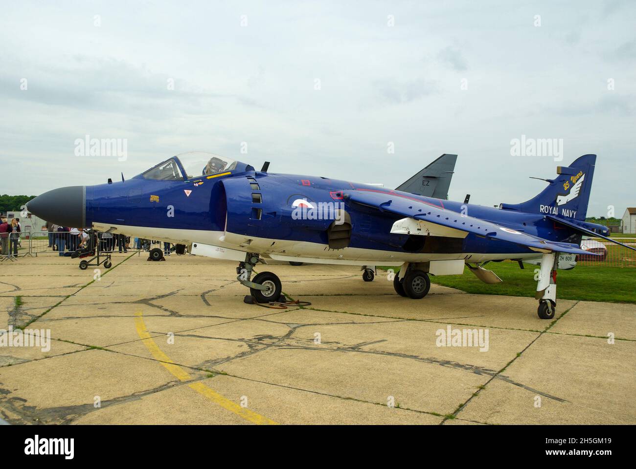 Royal navy harrier jet hi-res stock photography and images - Alamy
