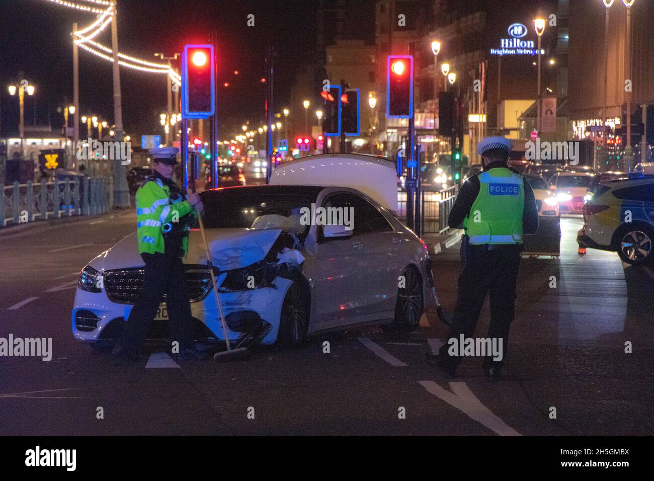 Brighton,Uk, 09/11/2021, Two car RTC Brighton Seafront Kings Road ...