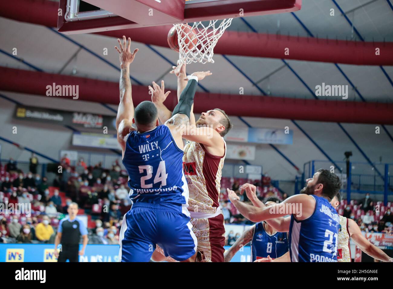 Venice, Italy. 09th Nov, 2021. Stefano Tonut (Umana Reyer Venezia) and ...