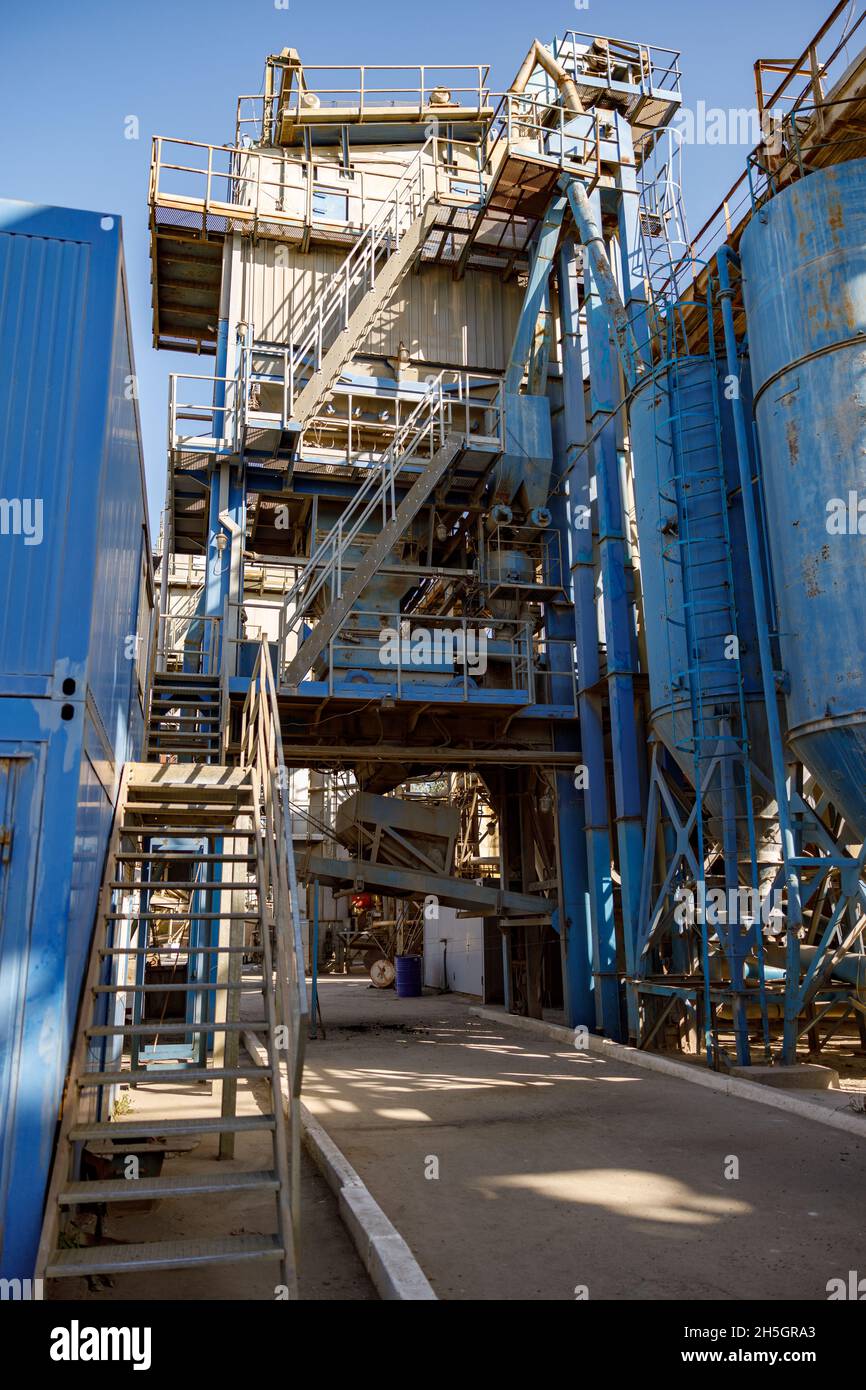 Industrial buildings and facilities at manufacturing plant Stock Photo ...