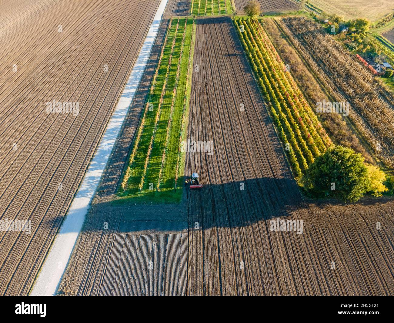 Cutting fields pattern hi-res stock photography and images - Alamy