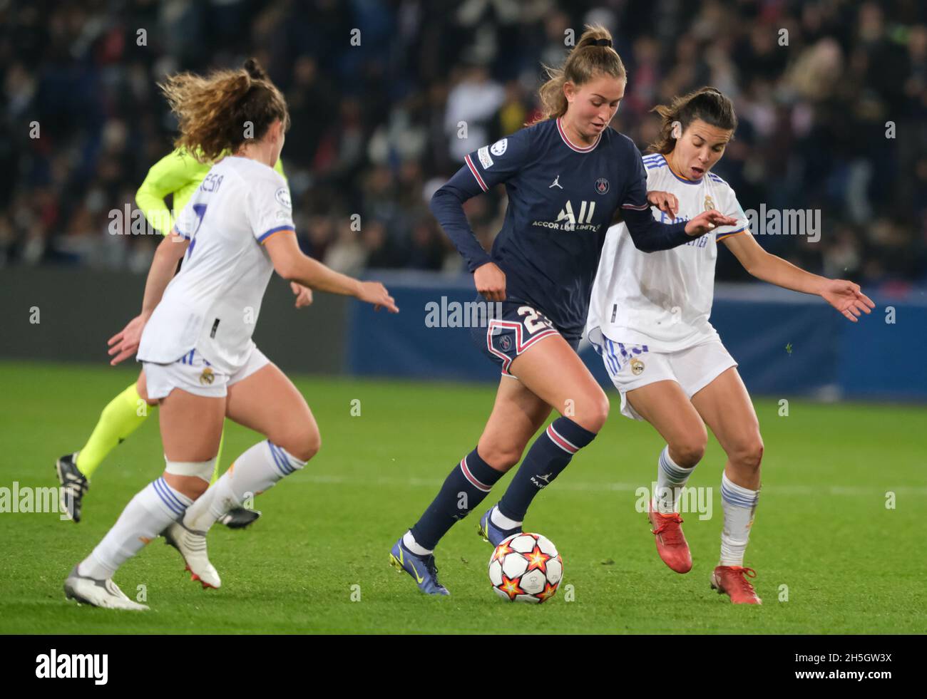 Jordyn huitema psg hi-res stock photography and images - Alamy