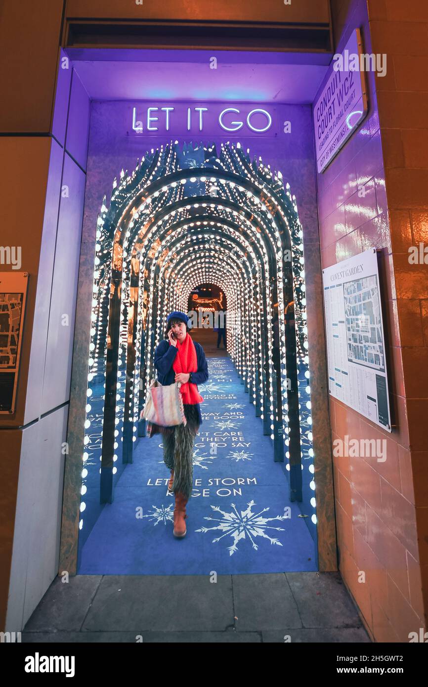 Christmas in London 2021 around Covent garden Stock Photo - Alamy