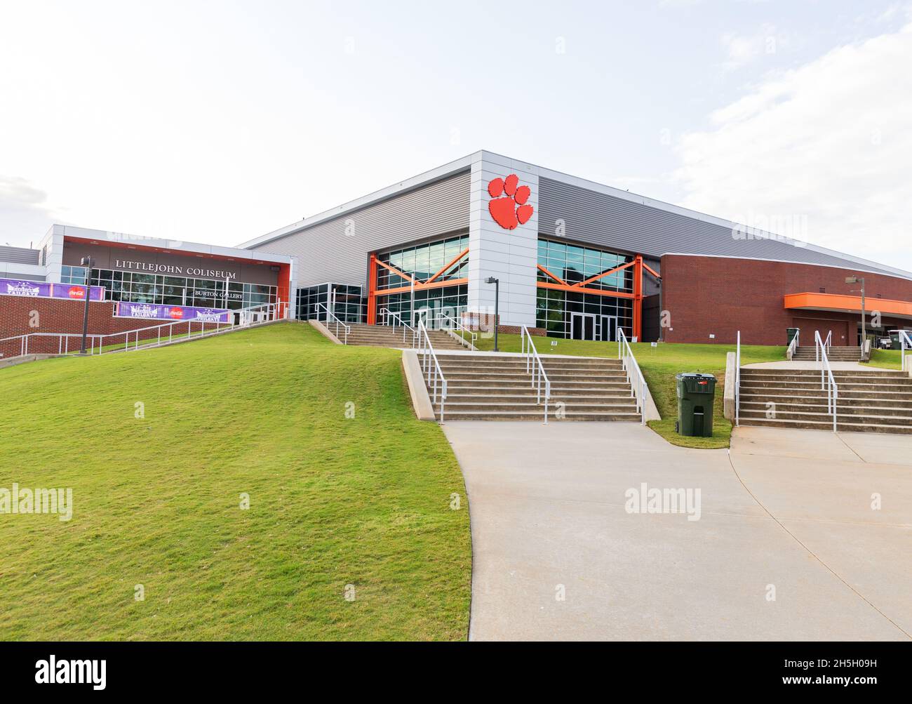 Clemson university tigers hi-res stock photography and images - Alamy