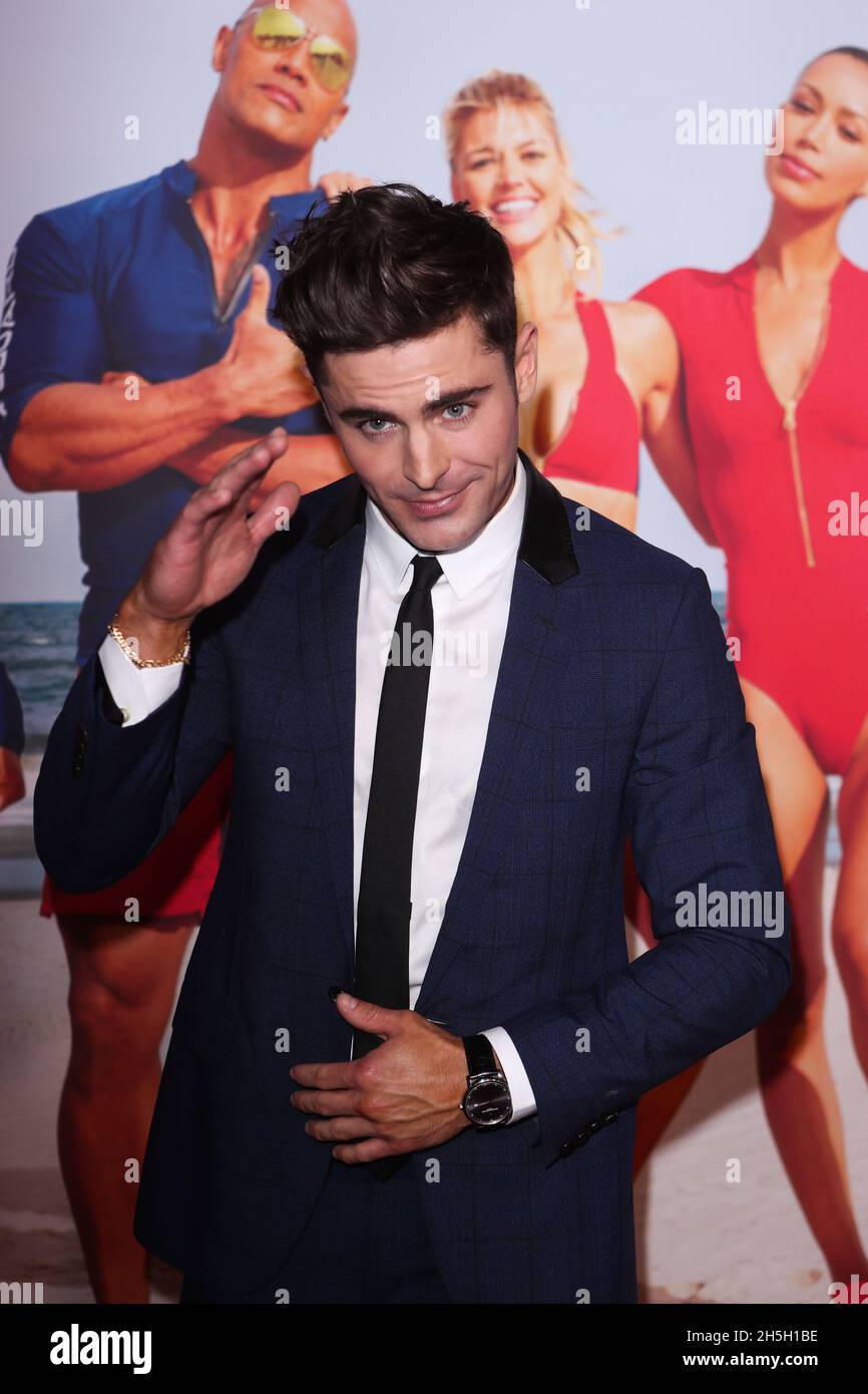 Alexandradaddario High Resolution Stock Photography and Images - Alamy