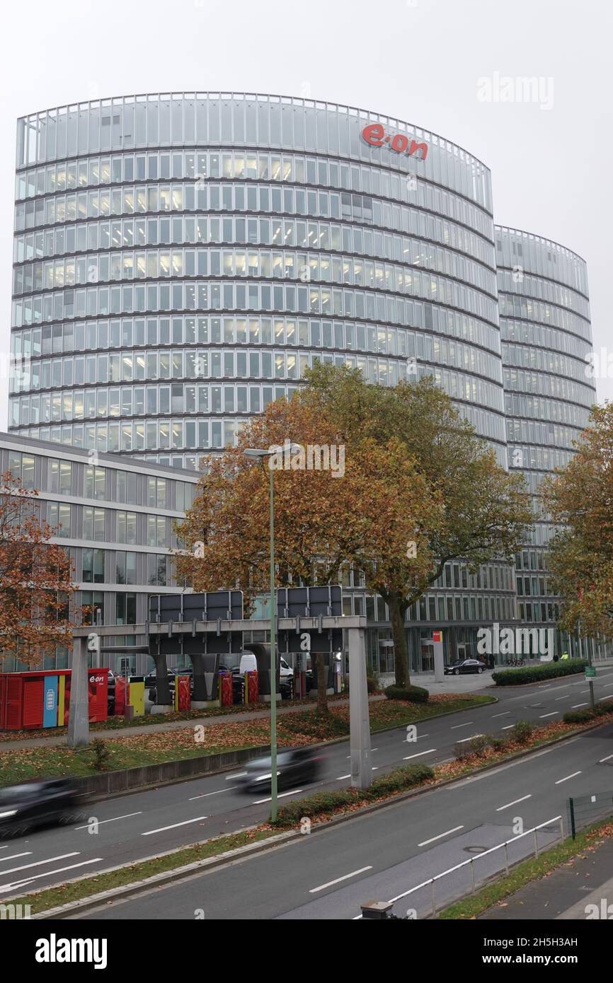Essen, Germany. 04th Nov, 2021. The logo of the energy company E.on is ...