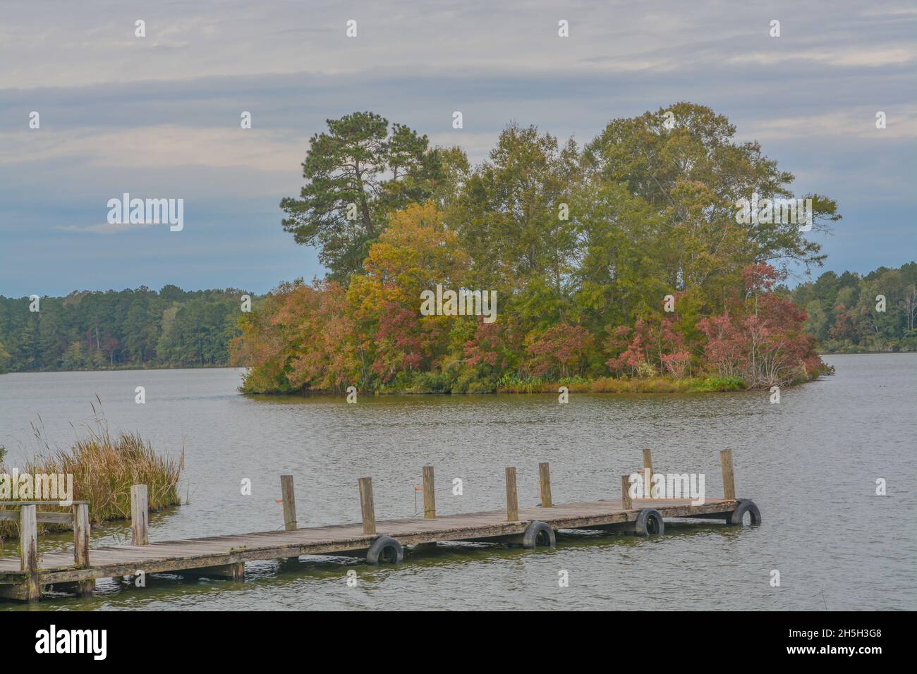 Beautiful Lake Lincoln State park has many recreational areas to enjoy ...