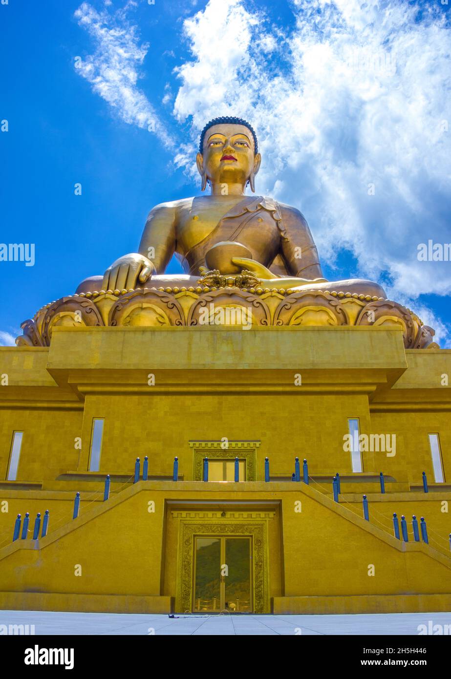 Buddha Dordenma Statue - Bhutan Stock Photo - Alamy