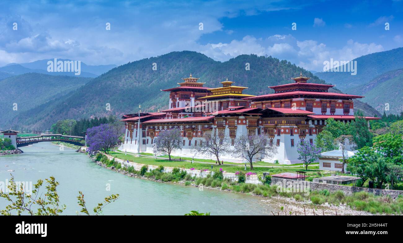 Punakha Dzong - Bhutan Stock Photo - Alamy