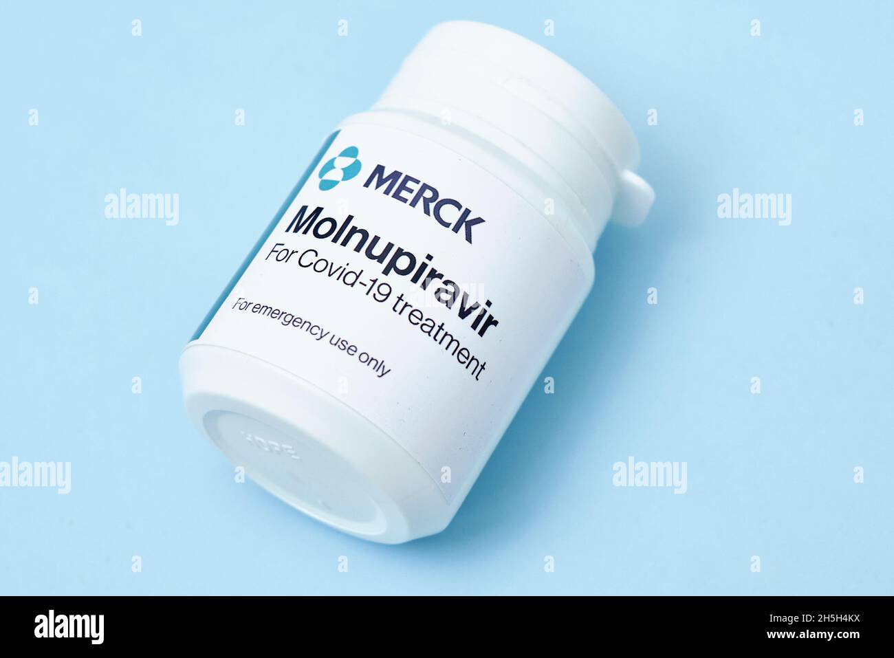 Tashkent, Uzbekistan - November 9, 2021: Molnupiravir - first approved ...