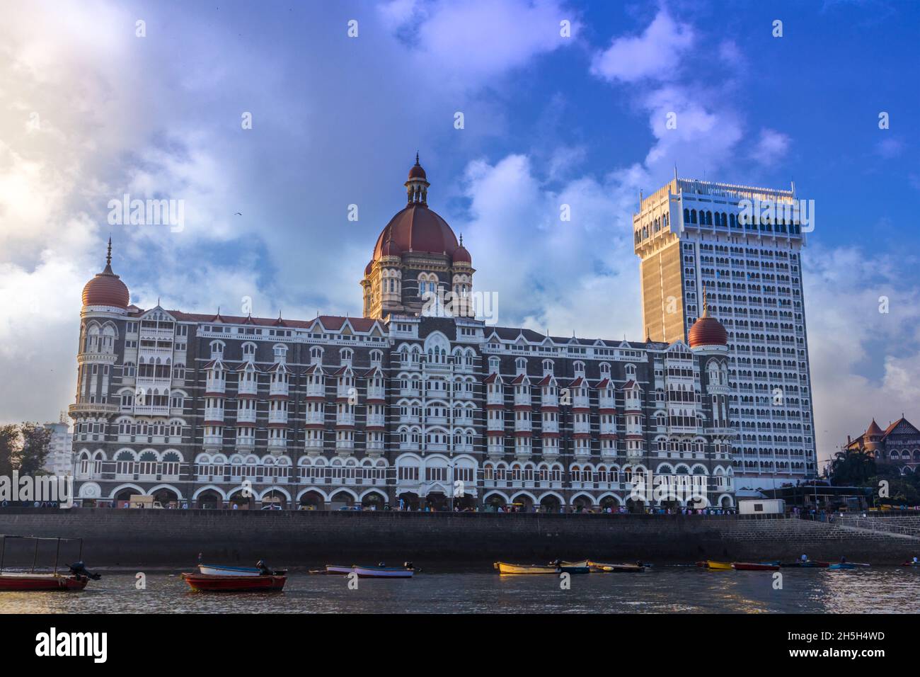 Taj mahal palace mumbai hi-res stock photography and images - Alamy