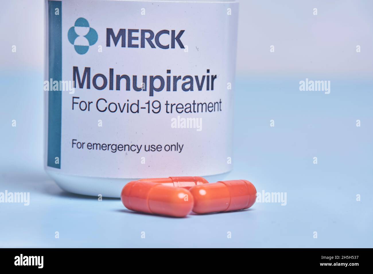 Tashkent, Uzbekistan - November 9, 2021: Molnupiravir - first approved ...