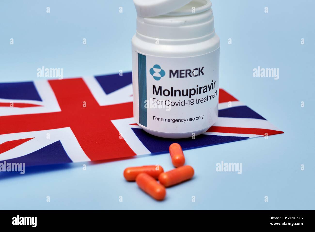 Tashkent, Uzbekistan - November 9, 2021: Molnupiravir - first approved ...