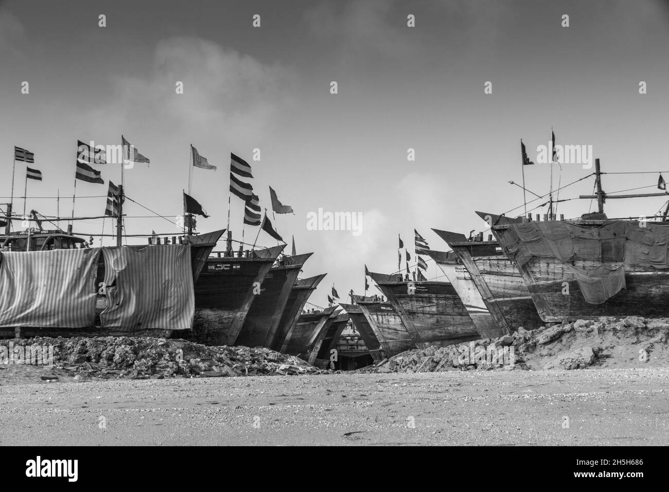 Docking yard hi-res stock photography and images - Alamy