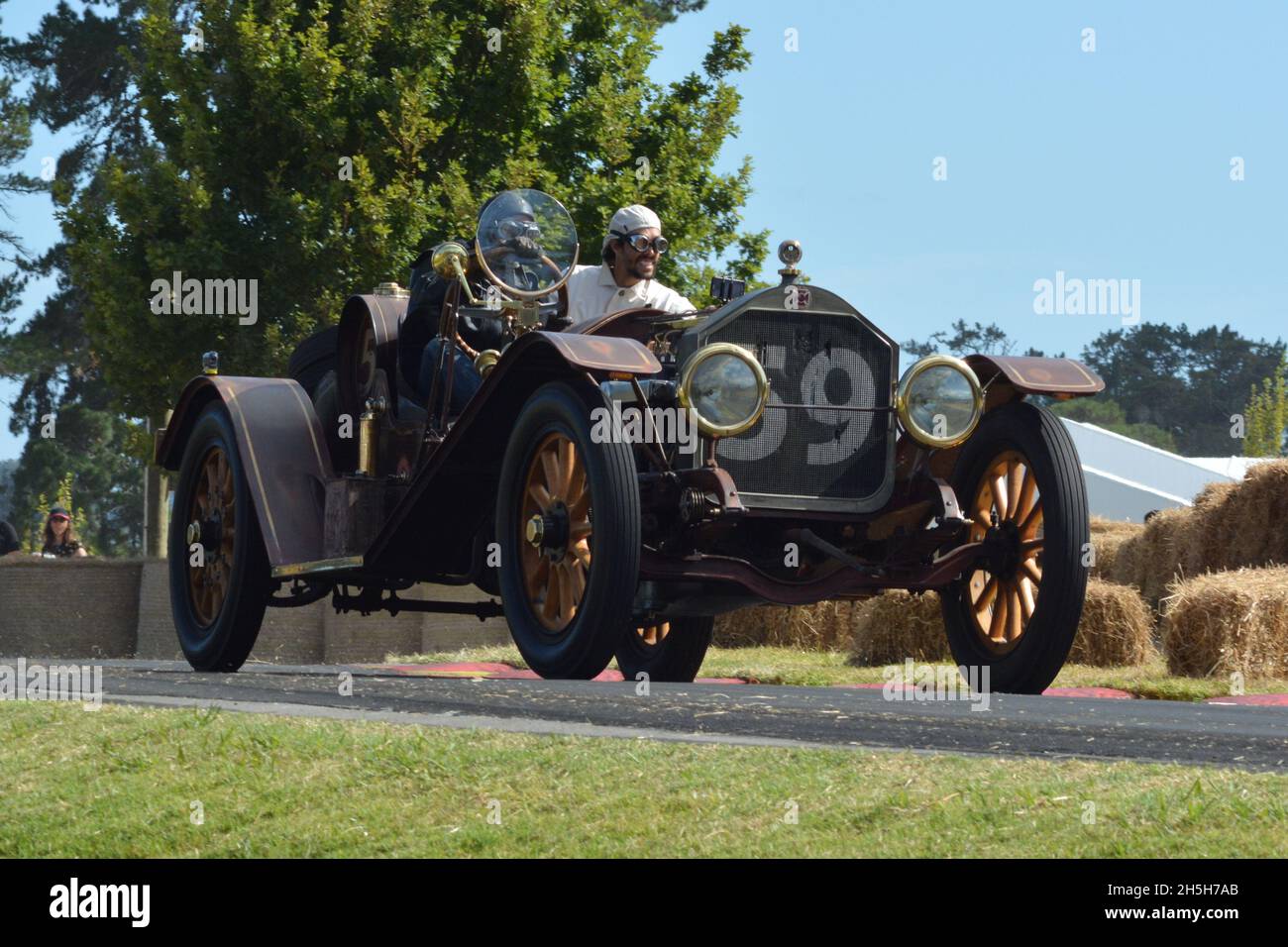 Long drive rod hi-res stock photography and images - Alamy